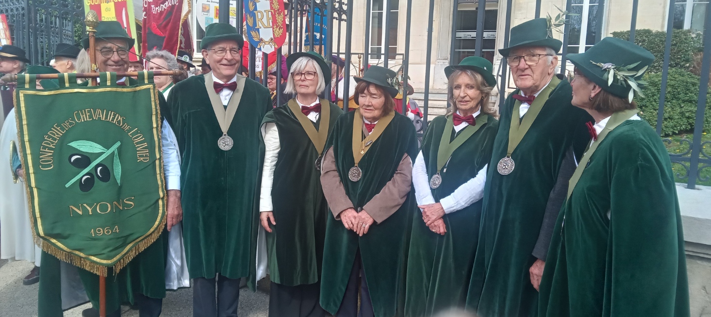 Voyage à Saint-Péray – Les Chevaliers de l'Olivier de Nyons